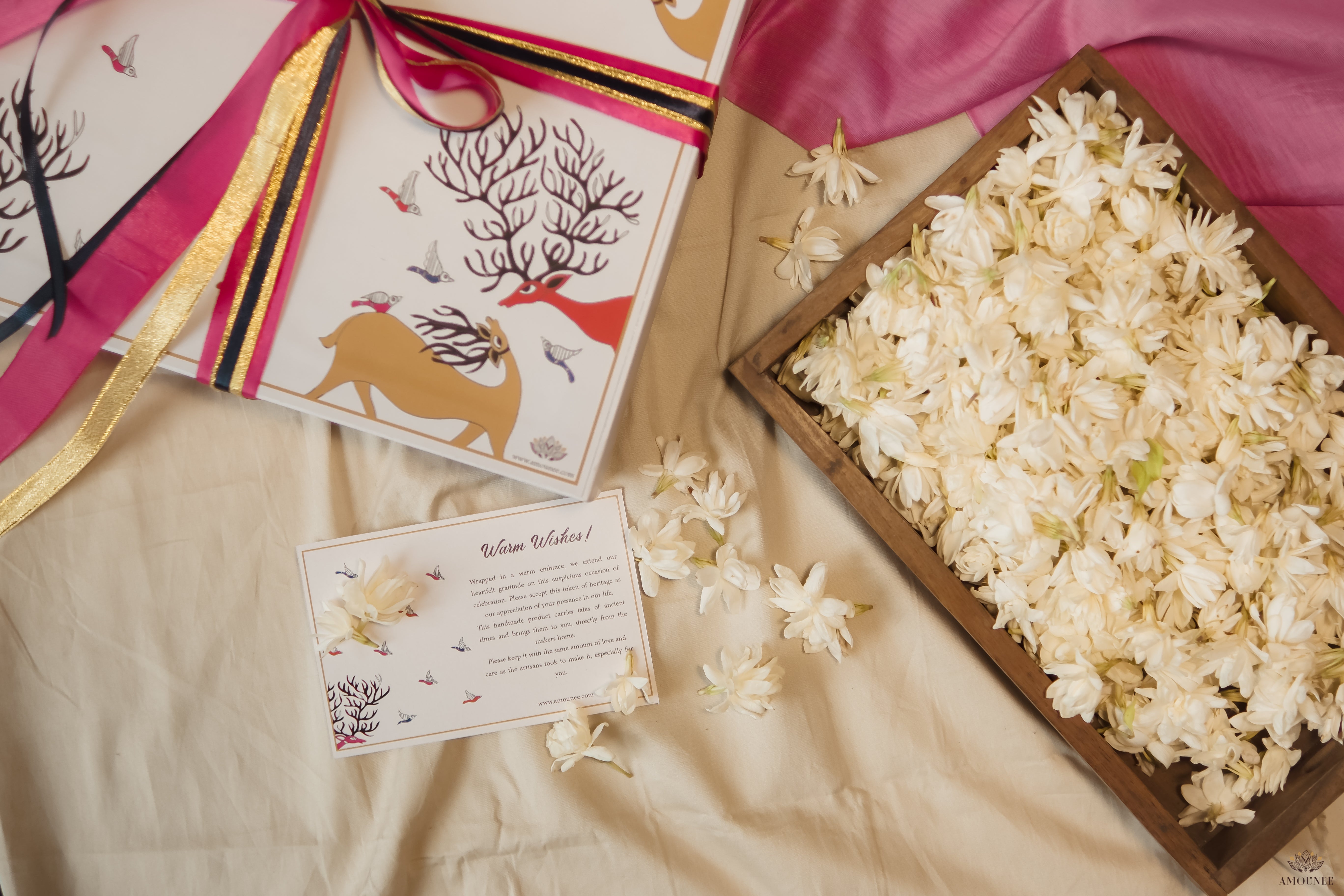 Gift Boxes – AMOUNEE - Handloom & Handicraft