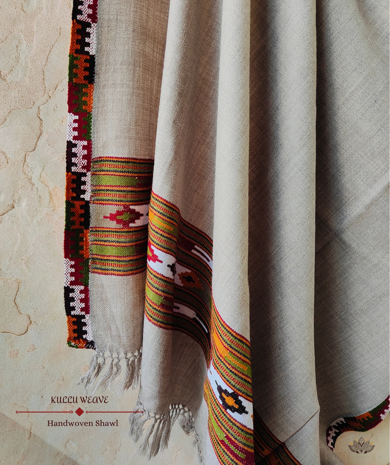 Kullu Weaving Handwoven Merino wool shawl – AMOUNEE - Handloom & Handicraft
